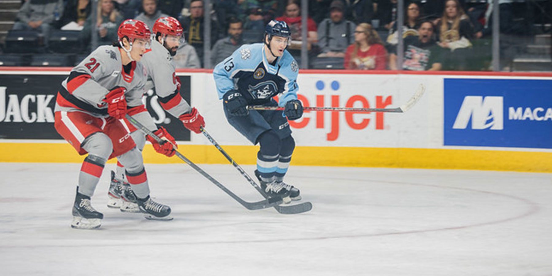 Back to Back Wins Heading into Break - Milwaukee Admirals