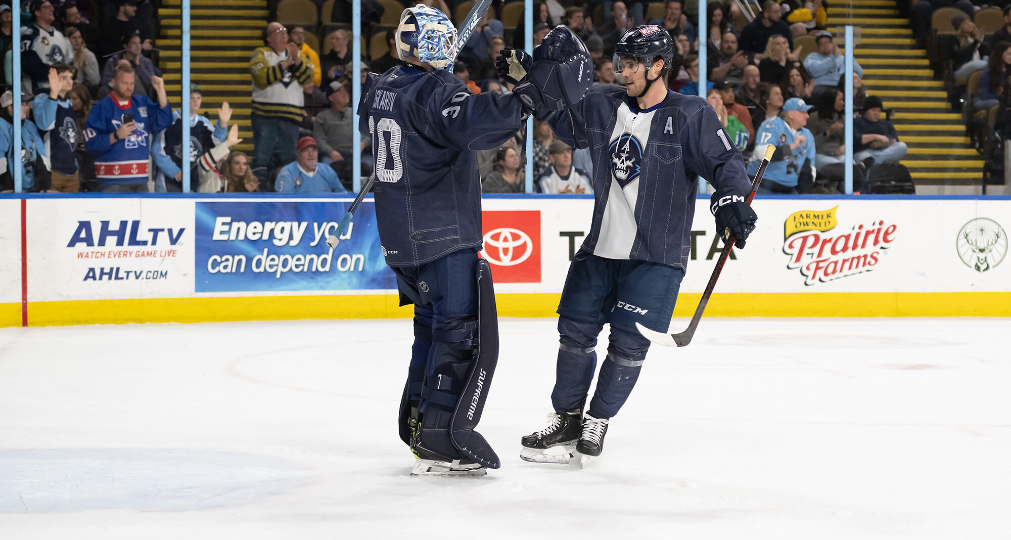 Ads Take Sixth Straight Win - Milwaukee Admirals