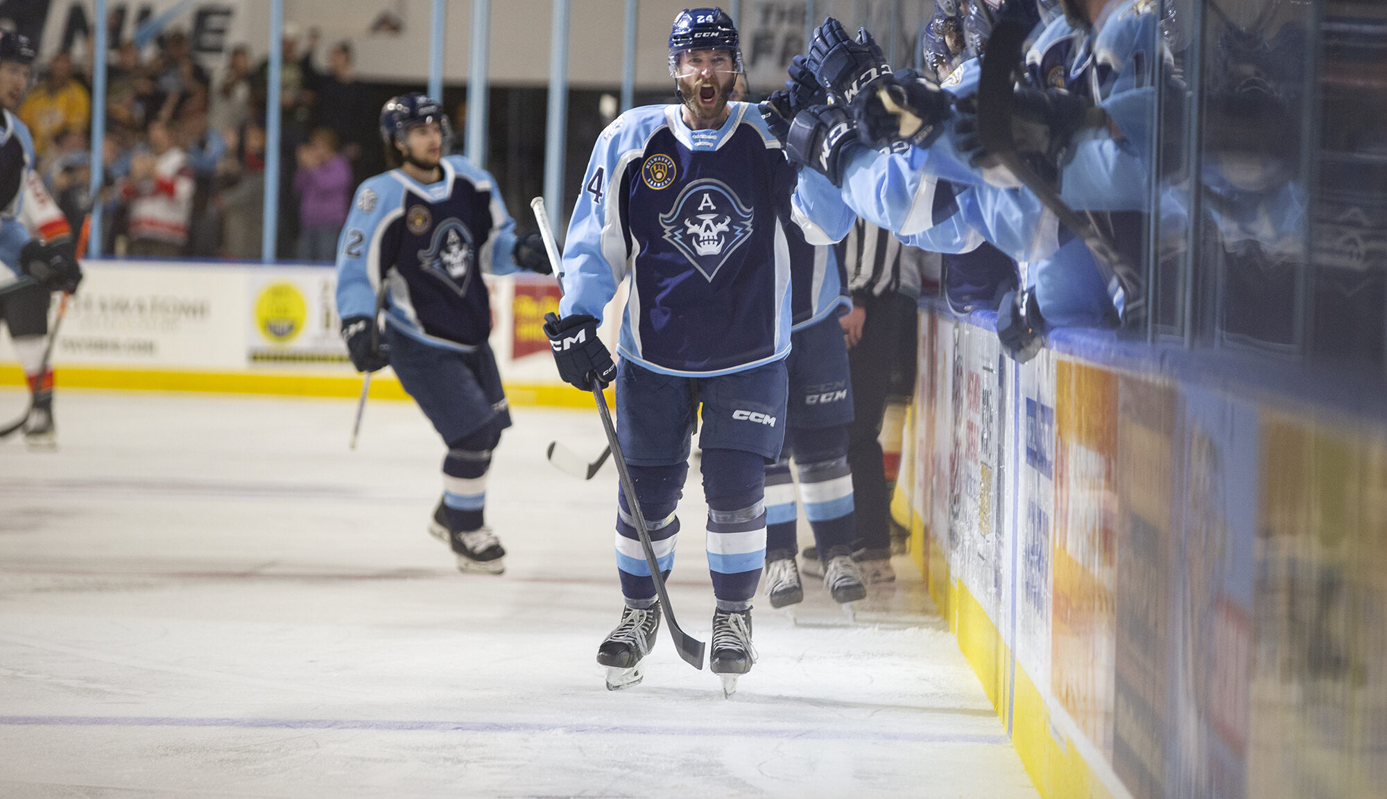 Ads Re-Sign Keaton Thompson - Milwaukee Admirals
