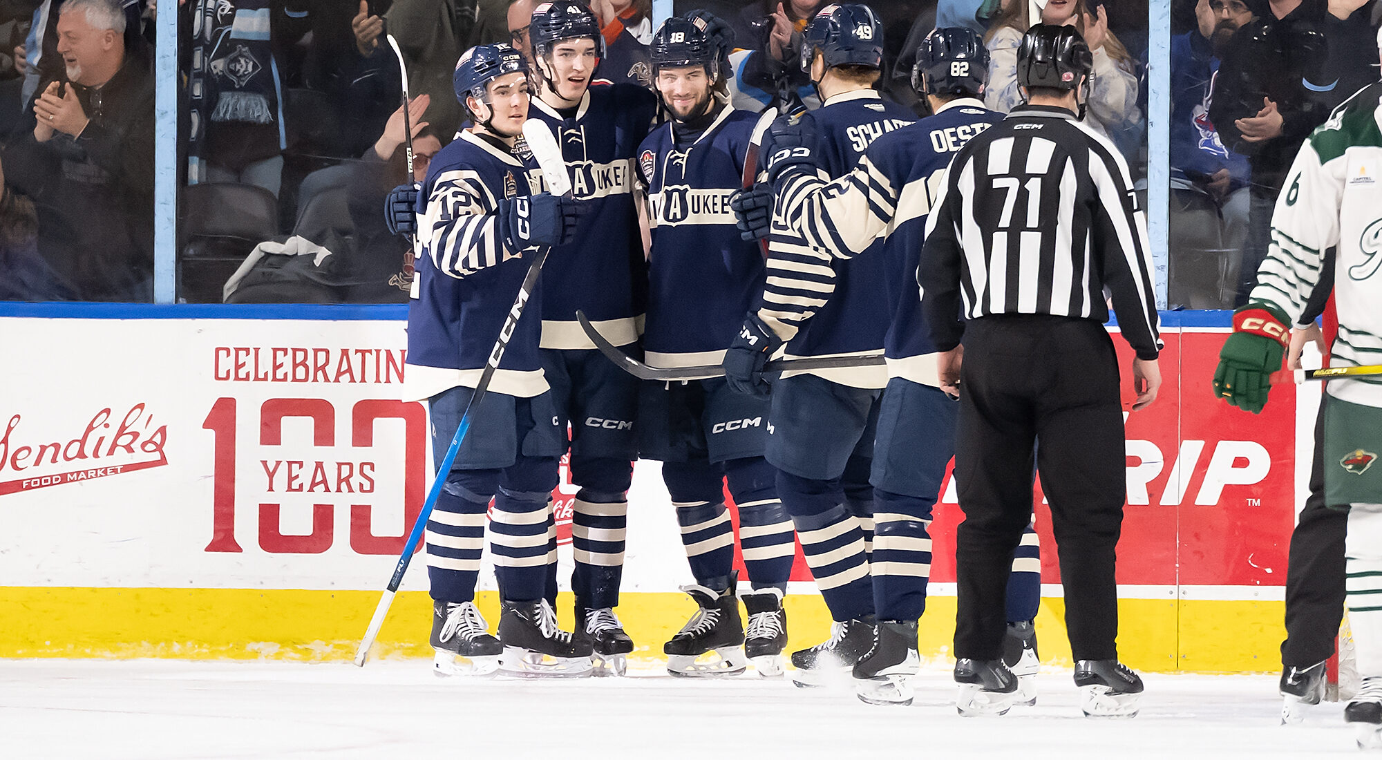 Rolston Helps Ads to Win - Milwaukee Admirals