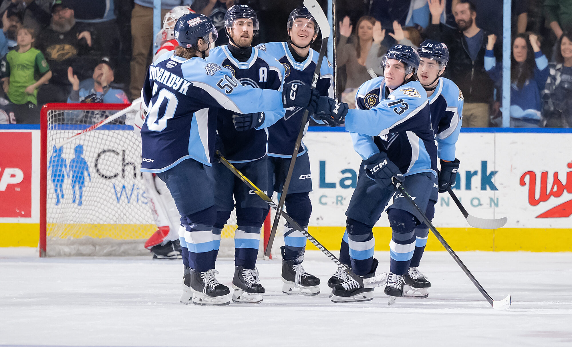 Oesterle Nets Two in Admirals Win - Milwaukee Admirals
